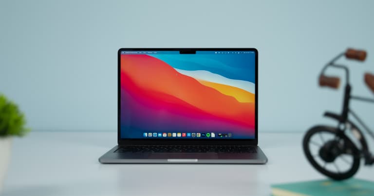 Apple OLED MacBook Air Rumors, Features, Launch Date
